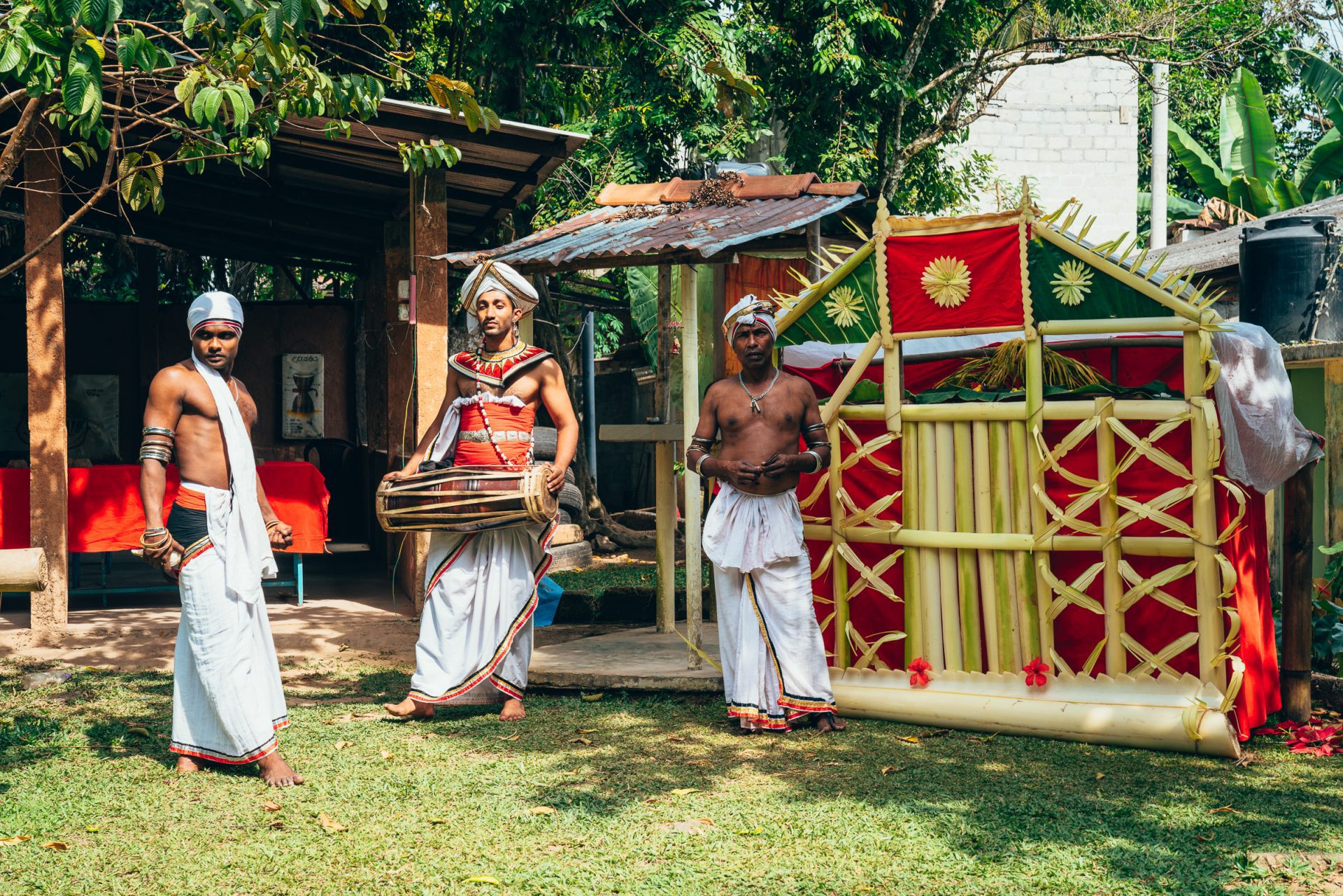 Letters from Sri Lanka: Kandyan Dance, a Unique Example of Sinhalese ...