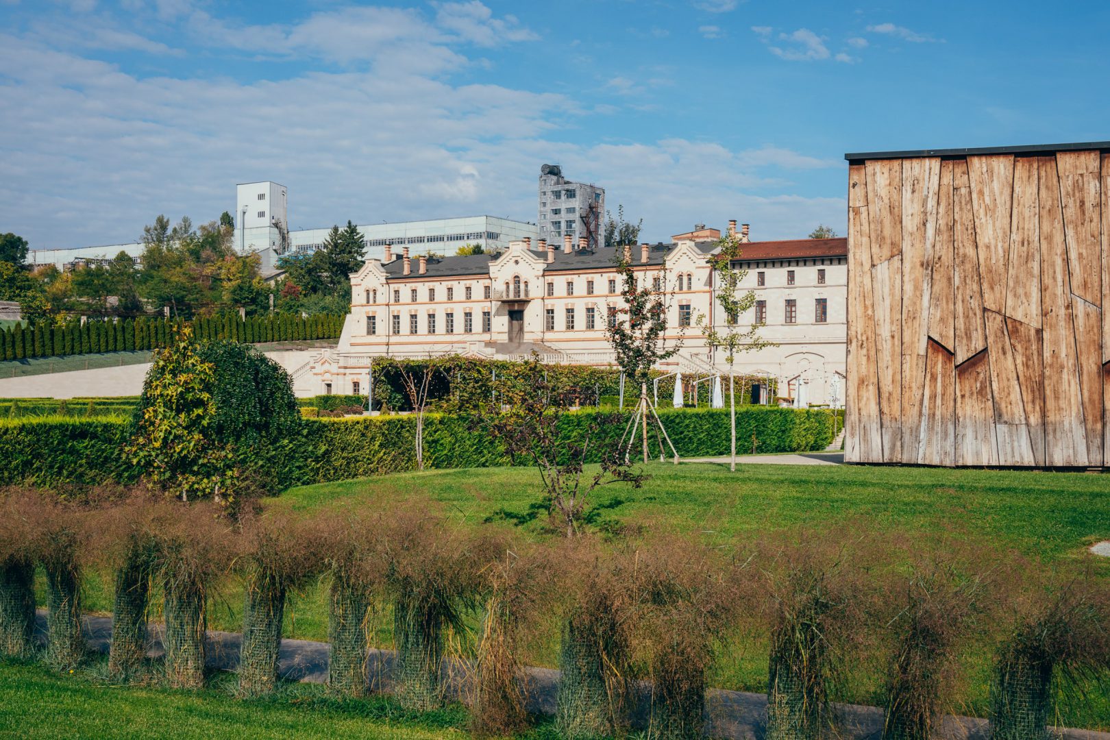 Letters from Moldova: Castel Mimi and Bender Fortress, Pearls of a ...