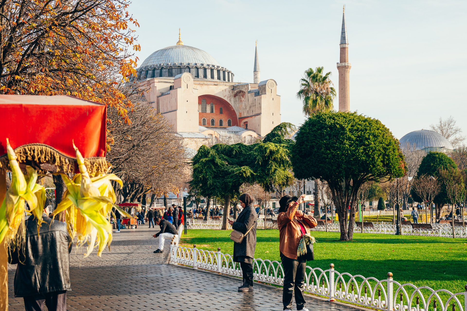 Fashion Postcard from Istanbul: A Stylish Walk on the Turkish Cobbled ...