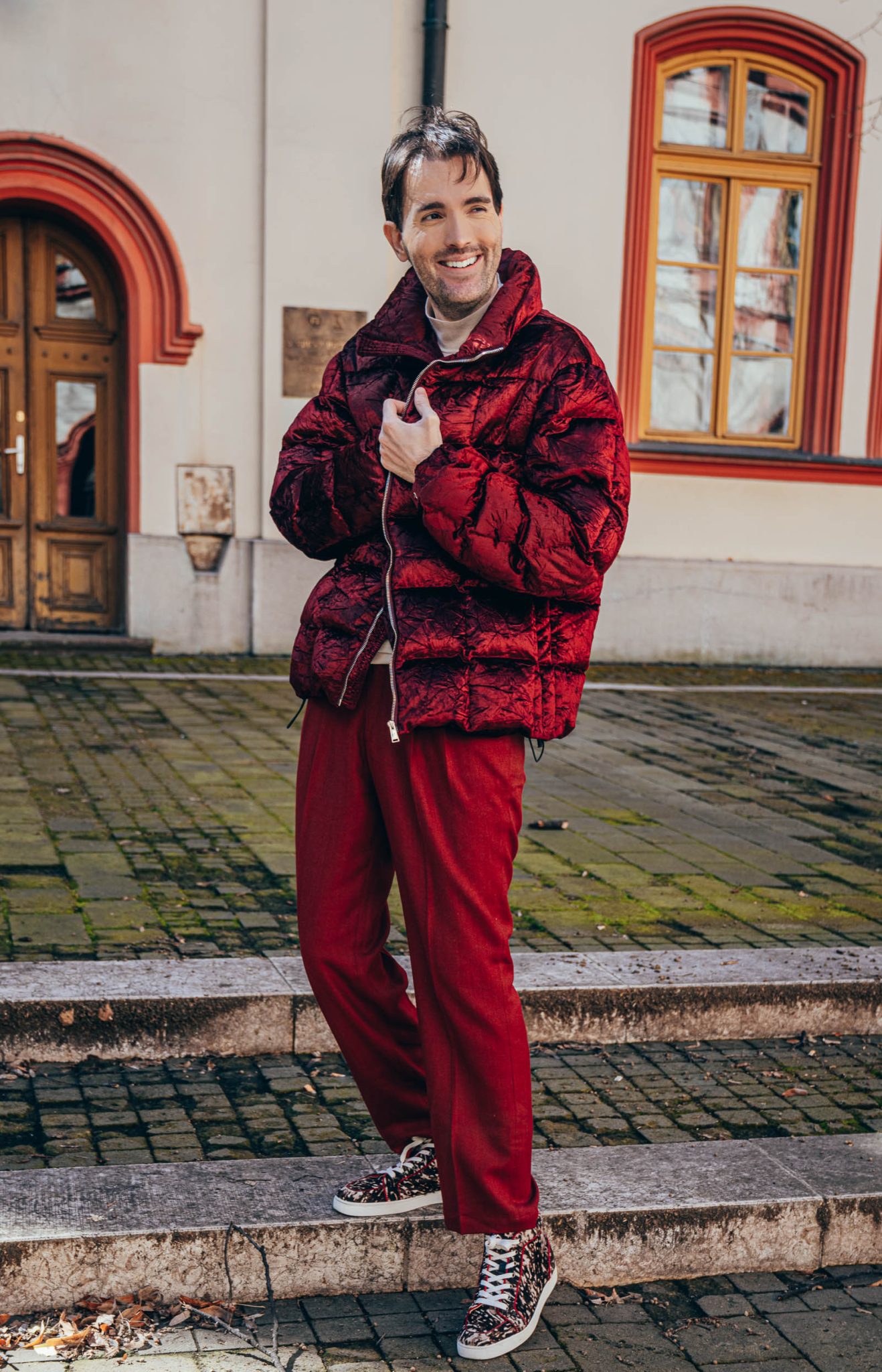 VERSACE: The Story of Iconic Fashion Pieces with Impressive Details ...